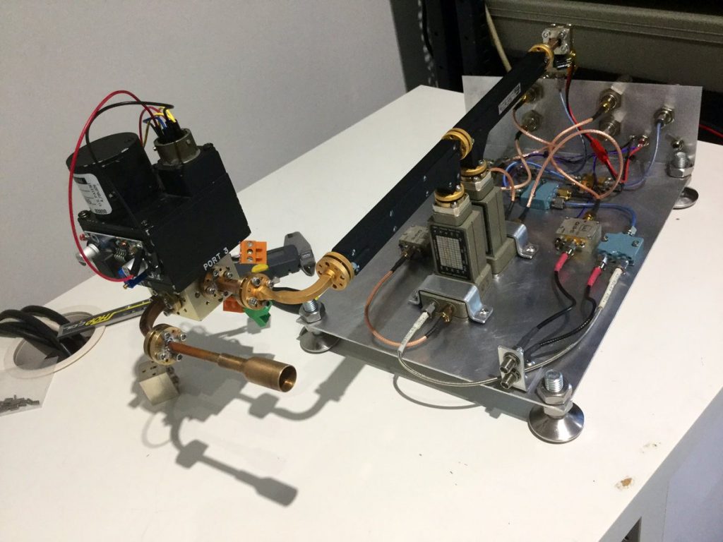 Measuring the new EME setup for 47GHz of @ea3hmj #moonbounce #EME2020 # ...
